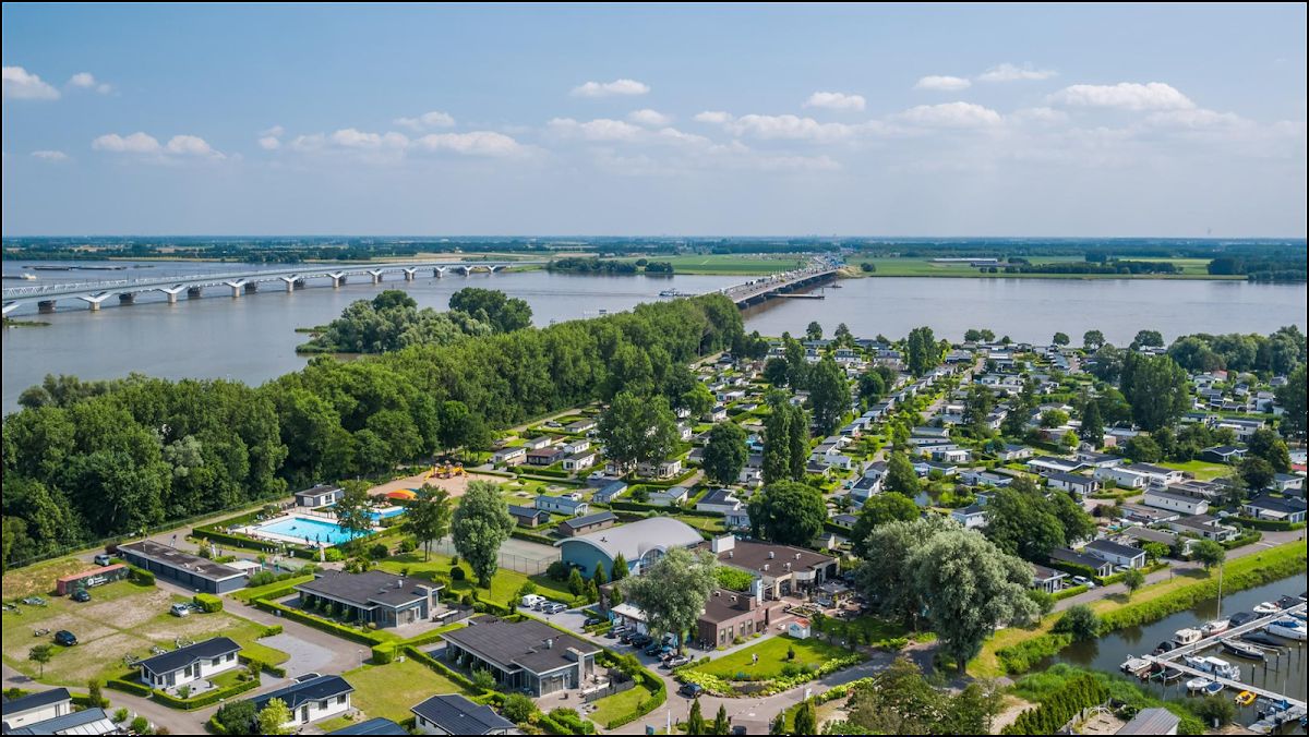 Monkey Town Rotterdam - Uit Met Kinderen