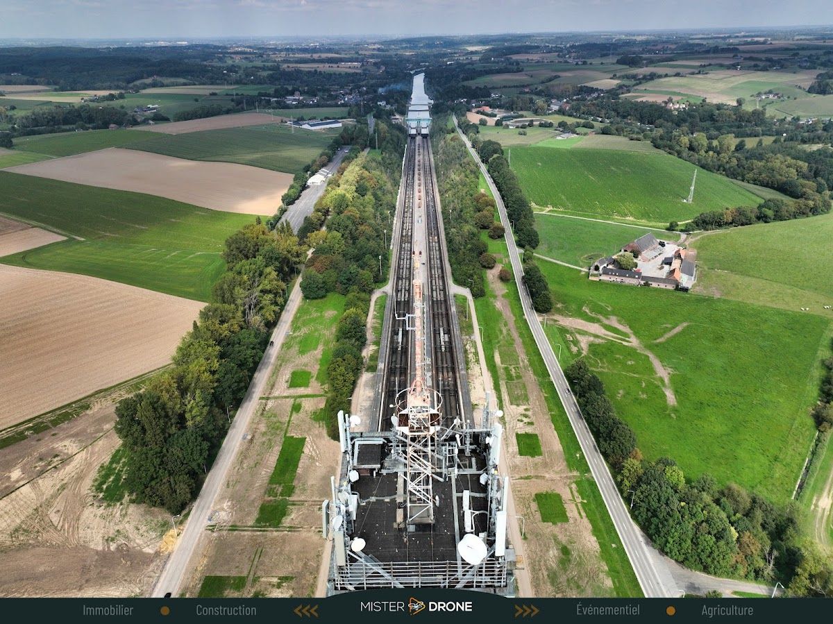 Hellend vlak van Ronquieres en Spektakelparcours - Uit Met Kinderen