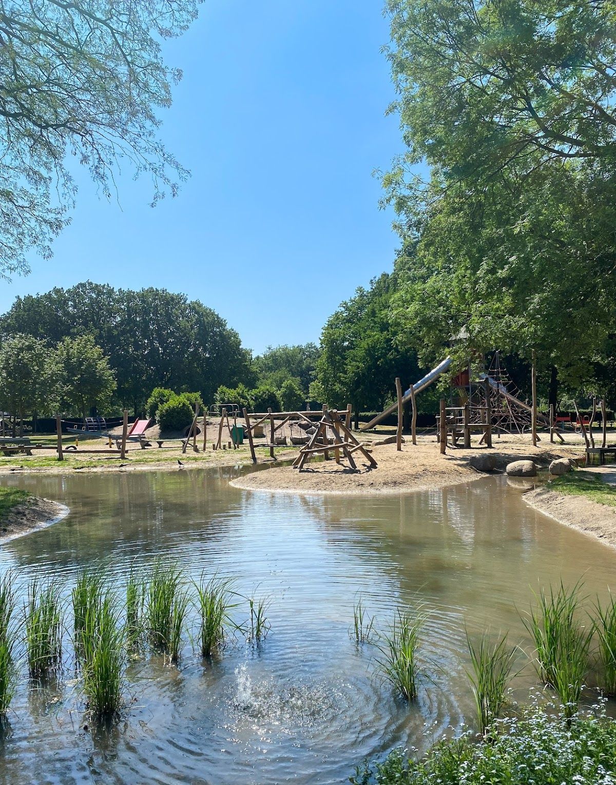 Speelboerderij den Scherpenberg - Uit Met Kinderen