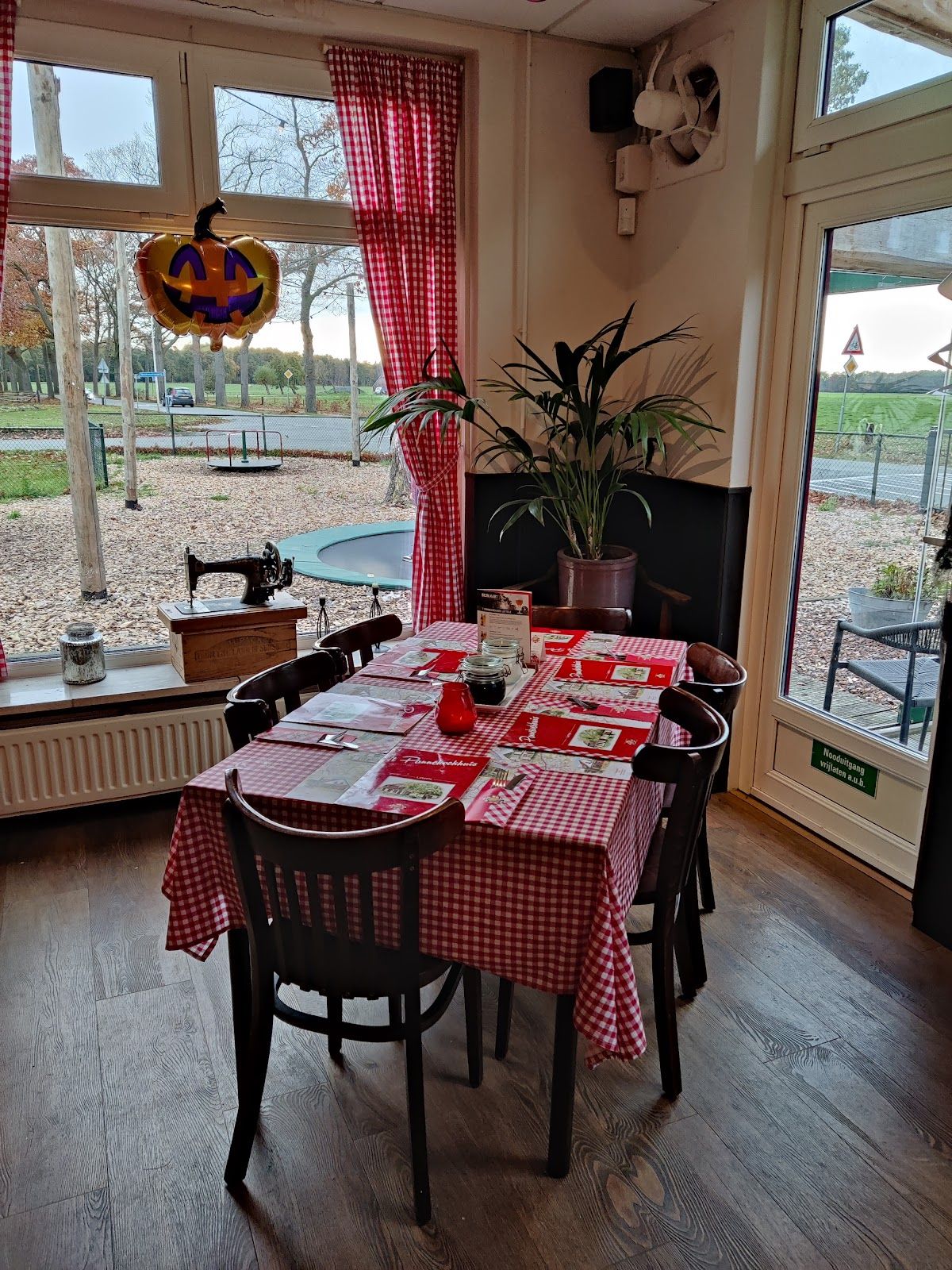 Kartbaan Eefde - Uit Met Kinderen