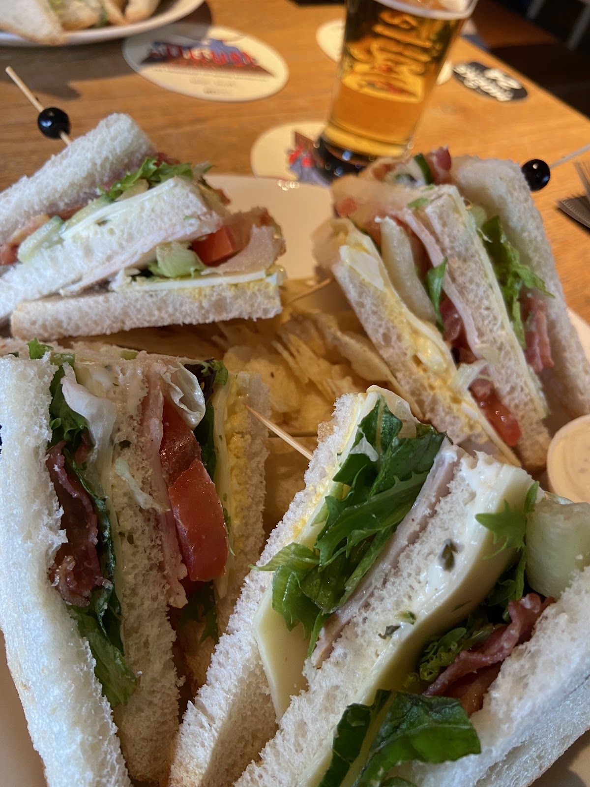 Moeke Rhenen - Uit Met Kinderen